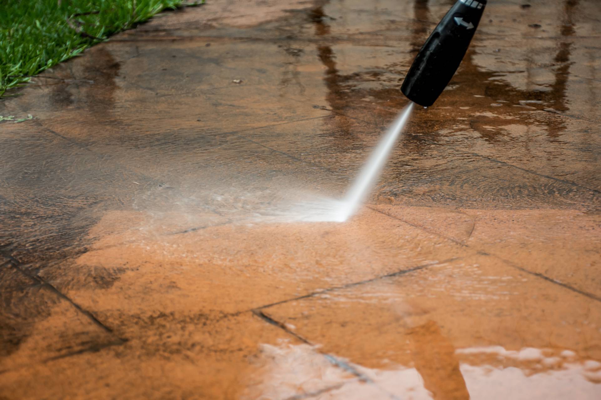 Importance of Power Washing Concrete Patio | Powerwashing Kings
